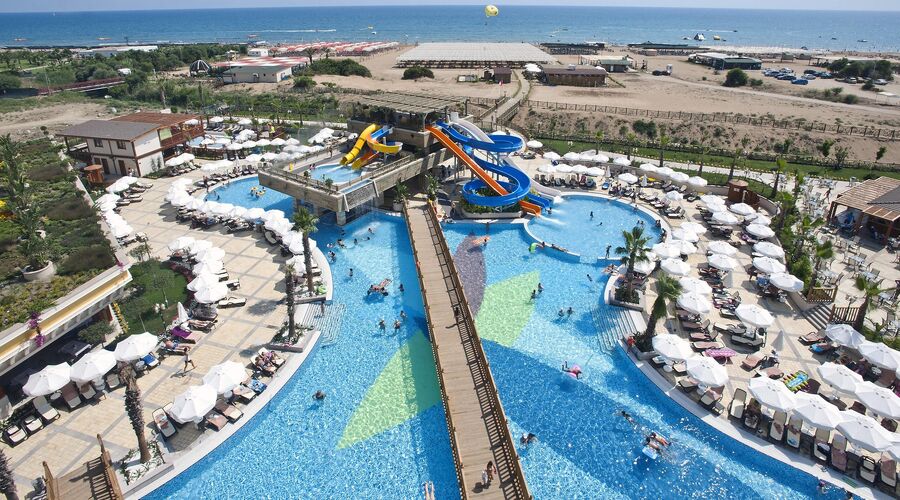 Crystal Palace Luxury Resort & Spa